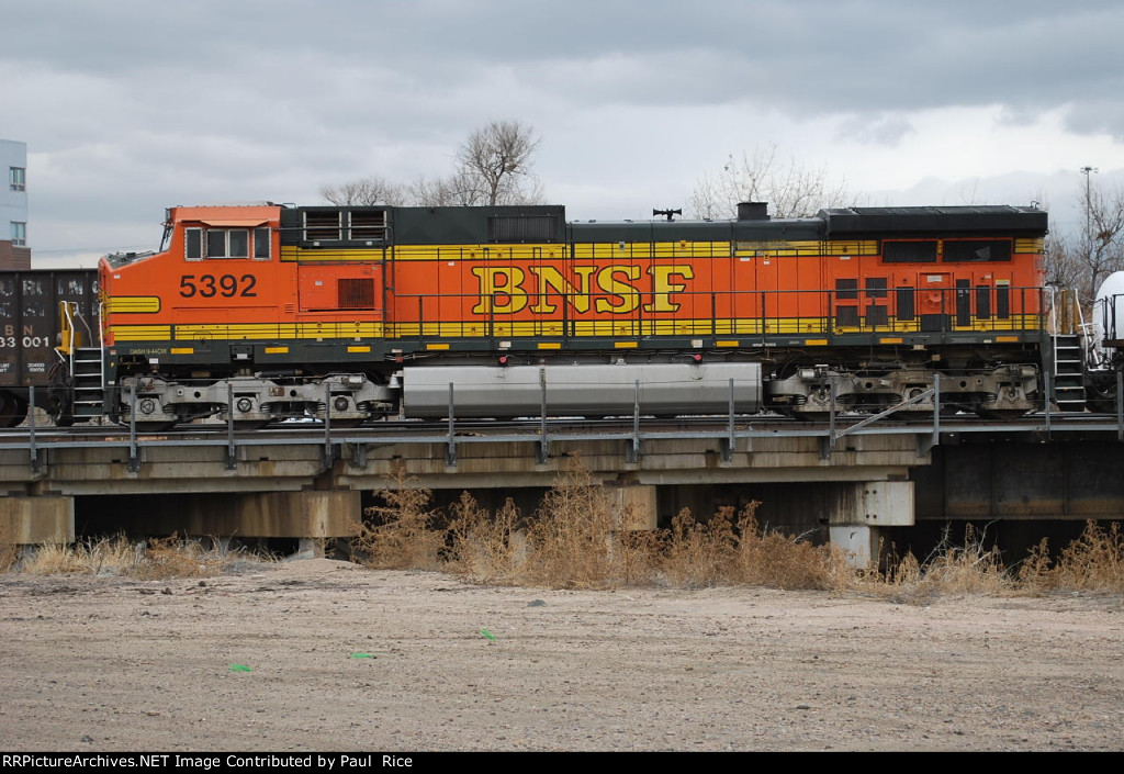 BNSF 5392